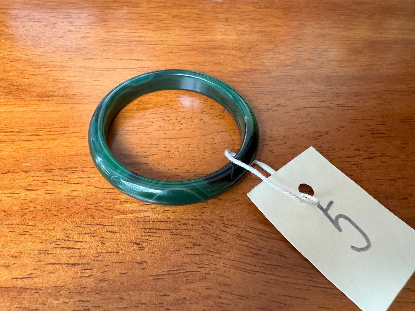 Real Jade vs Fake Jade: The Touch Experiment Identifying Jadeite Jade ...