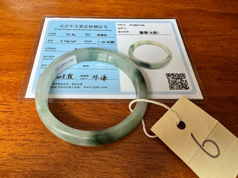 Real Jade vs Fake Jade: The Touch Experiment Identifying Jadeite Jade ...
